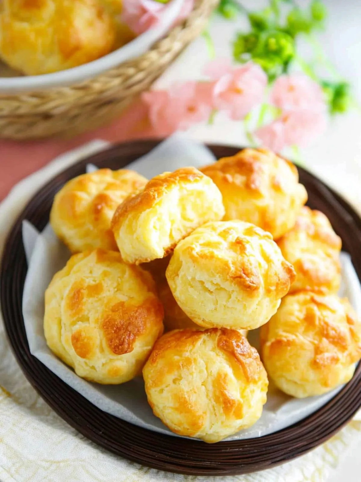 Quick Cheese Puffs